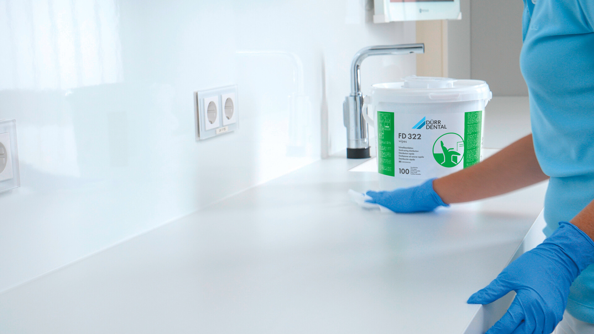 FD 322 Premium Wipes: quick-acting disinfection for small surfaces