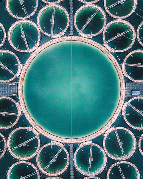 Setting a decarbonisation target for your private markets portfolio? Read our guide