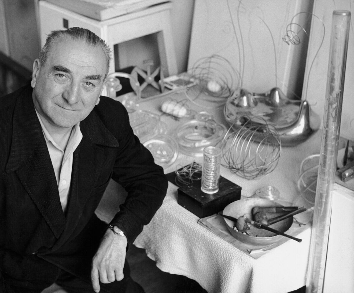 Georges Vantongerloo — Artists | Hauser & Wirth