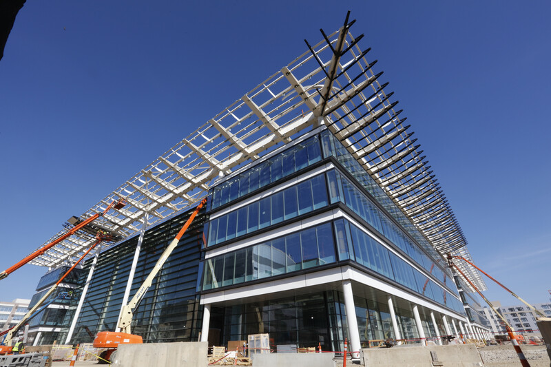 Radiant Rollout™ Mat Installation at Cleveland Clinic | Uponor