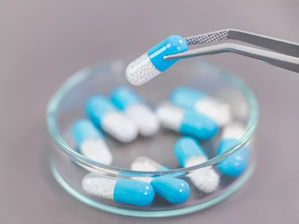 Frontiers | Autonomous and automated laboratories for closed-loop drug ...