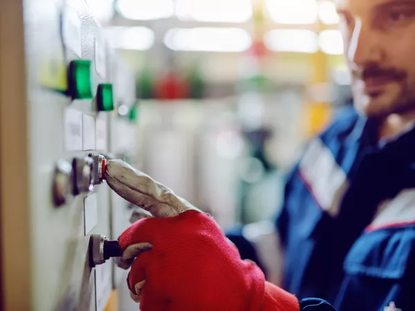 Frontiers | Finite Time Observation and Control Methods for Nonlinear ...