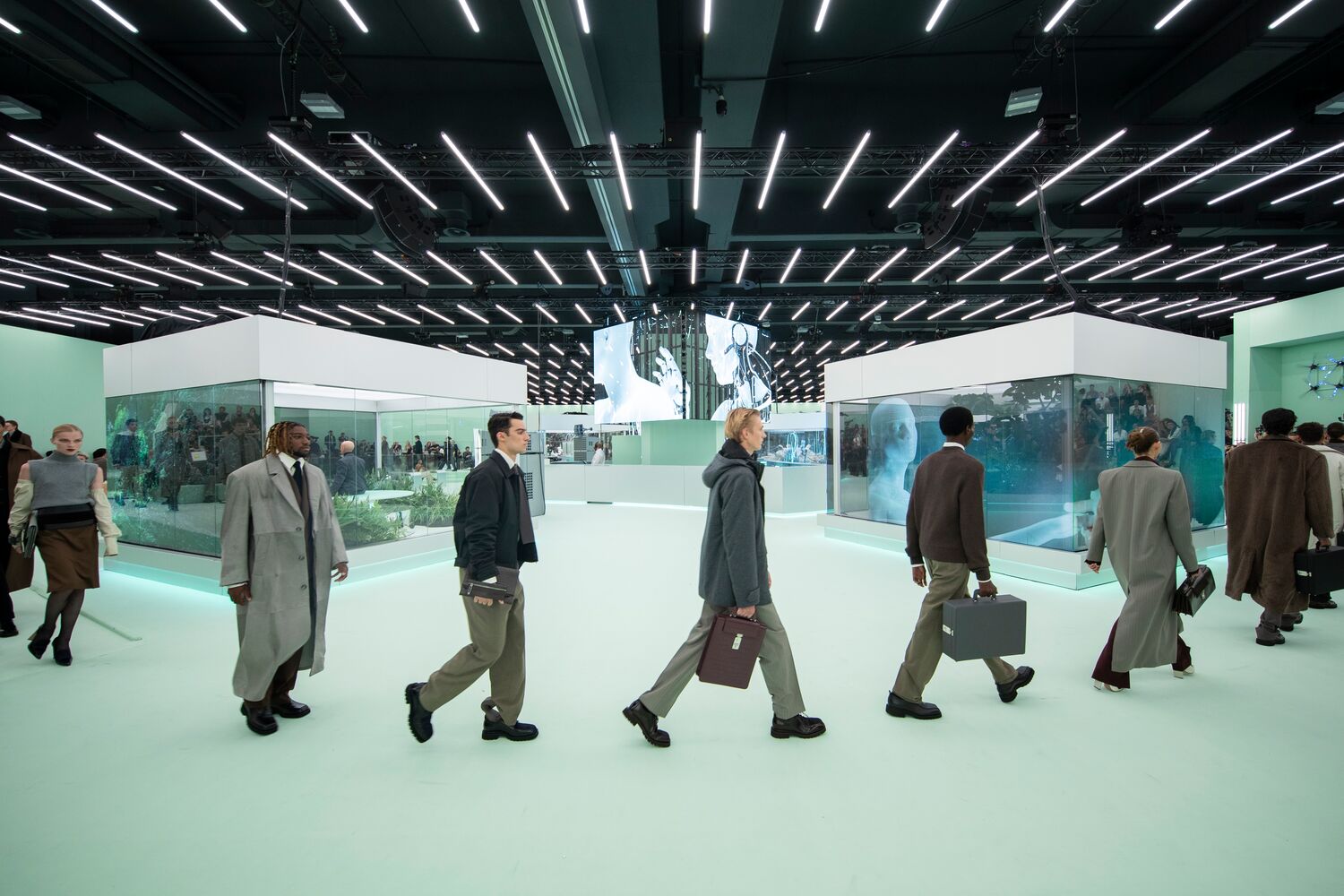 Hugo Boss Tech.Topia WM FW/23-24 - villa eugénie